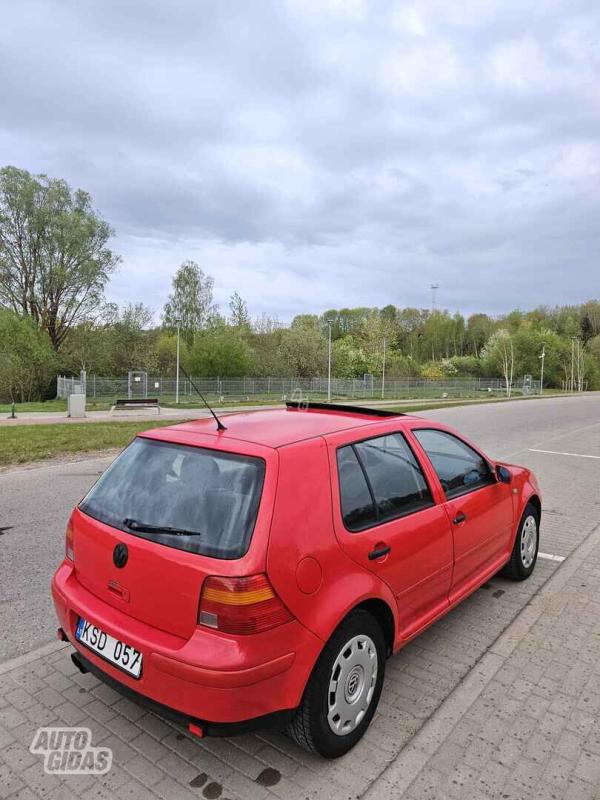 Sarkans Volkswagen Golf 1998 Vievis, ar dzinēja tilpumu 1.90 L un nobraukumu 387 tūkst. km par 950 €, foto 6 vietnē AUTOMOTO.COM.LV