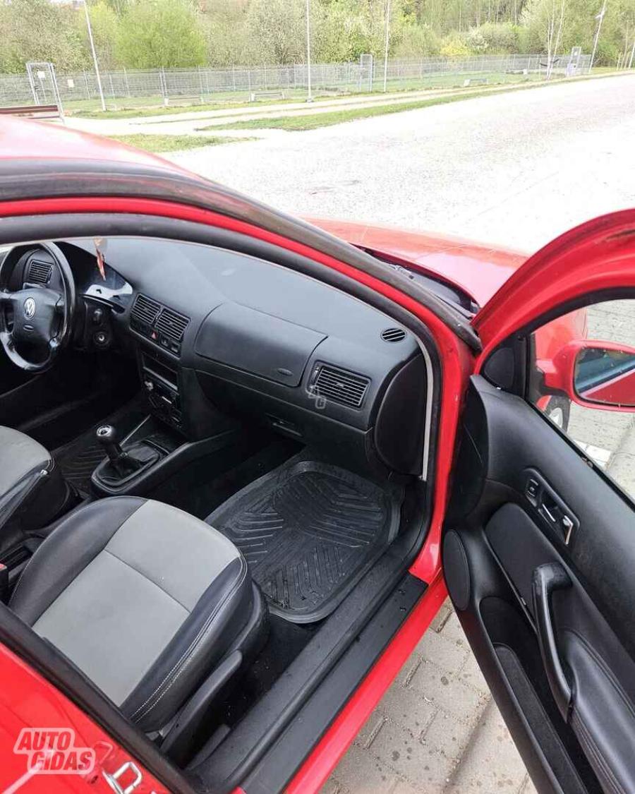 Red Volkswagen Golf 1998 in Vievis, with an engine capacity of 1.90 L and mileage of 387 thousand km for 950 €, photo 10 on AUTOMOTO.COM.LV