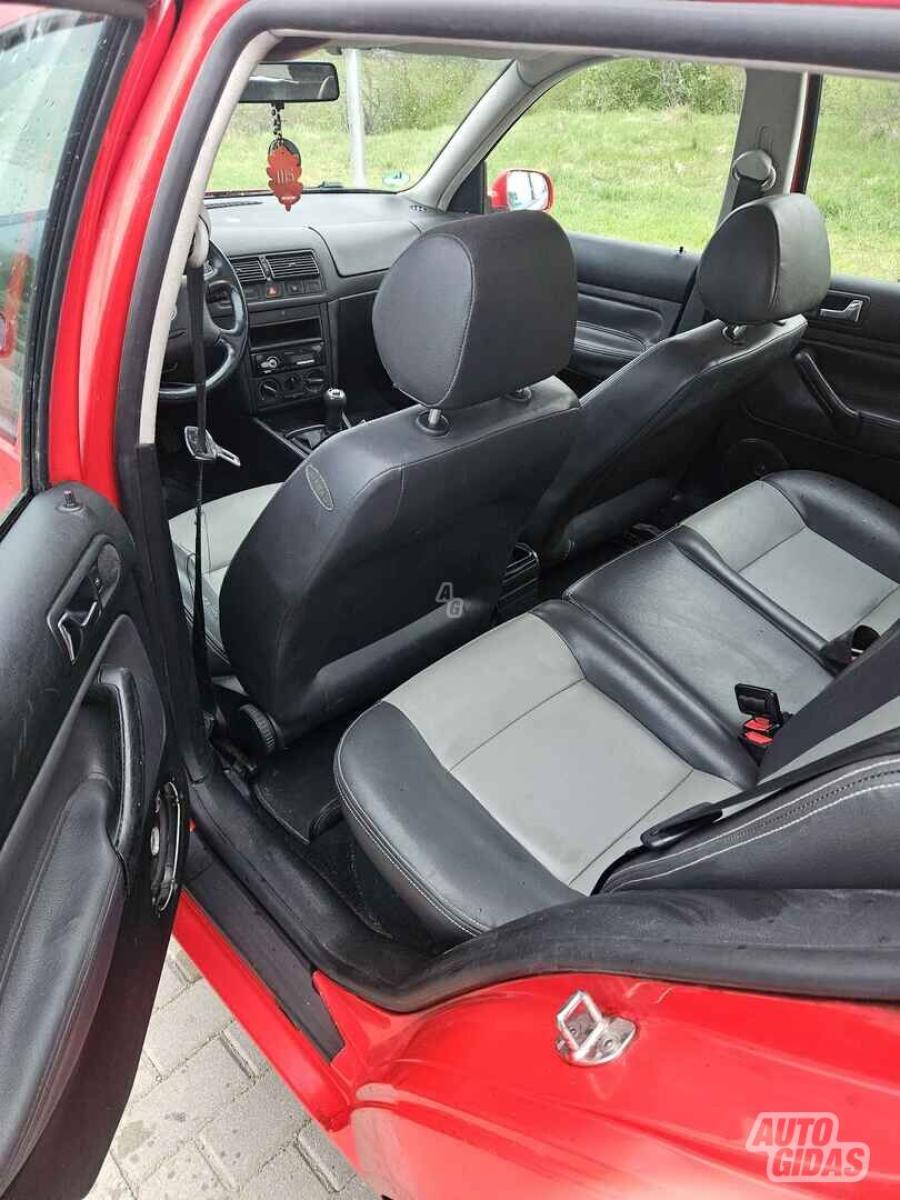Red Volkswagen Golf 1998 in Vievis, with an engine capacity of 1.90 L and mileage of 387 thousand km for 950 €, photo 11 on AUTOMOTO.COM.LV