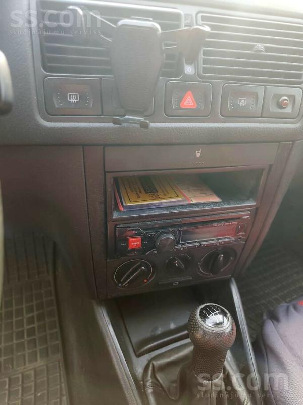 Red Volkswagen Golf 1998 in Daugavpils, with an engine capacity of 1.90 L and mileage of 327 thousand km for 600 €, photo 6 on AUTOMOTO.COM.LV