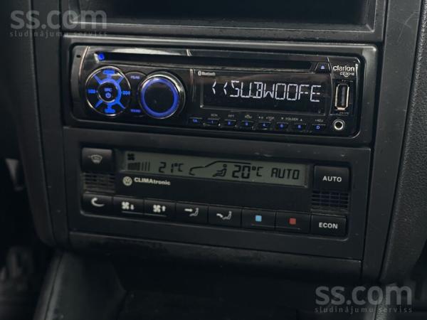 Sarkans Volkswagen Golf 1998 Rīga, ar dzinēja tilpumu 1.60 L un nobraukumu 274 tūkst. km par 1850 €, foto 9 vietnē AUTOMOTO.COM.LV