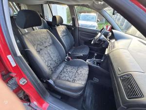 Sarkans Volkswagen Golf 1998 Viļņa, ar dzinēja tilpumu 1.39 L un nobraukumu 200 tūkst. km par 1200 €, foto 10 vietnē AUTOMOTO.COM.LV
