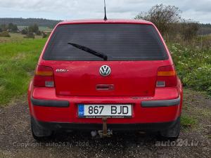 Red Volkswagen Golf 1998 in Rakvere, with an engine capacity of 1.40 L and mileage of 363 thousand km for 490 €, photo 9 on AUTOMOTO.COM.LV
