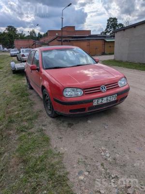Red Volkswagen Golf 1999 in Cesis, with an engine capacity of 1.90 L and mileage of 361 thousand km for 820 €, photo 3 on AUTOMOTO.COM.LV