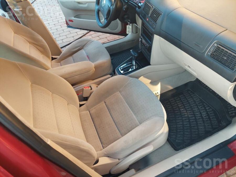 Sarkans Volkswagen Golf 1999 Rīga, ar dzinēja tilpumu 2.00 L un nobraukumu 0 tūkst. km par 695 €, foto 25 vietnē AUTOMOTO.COM.LV