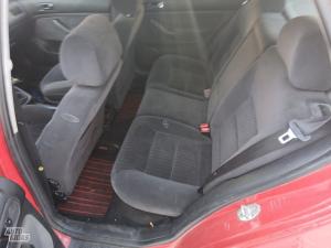Red Volkswagen Golf 2000 in Kaunas, with an engine capacity of 1.40 L and mileage of 230 thousand km for 650 €, photo 7 on AUTOMOTO.COM.LV