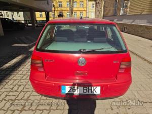 Red Volkswagen Golf 2000 in Tallinn, with an engine capacity of 1.80 L and mileage of 309 thousand km for 2750 €, photo 4 on AUTOMOTO.COM.LV