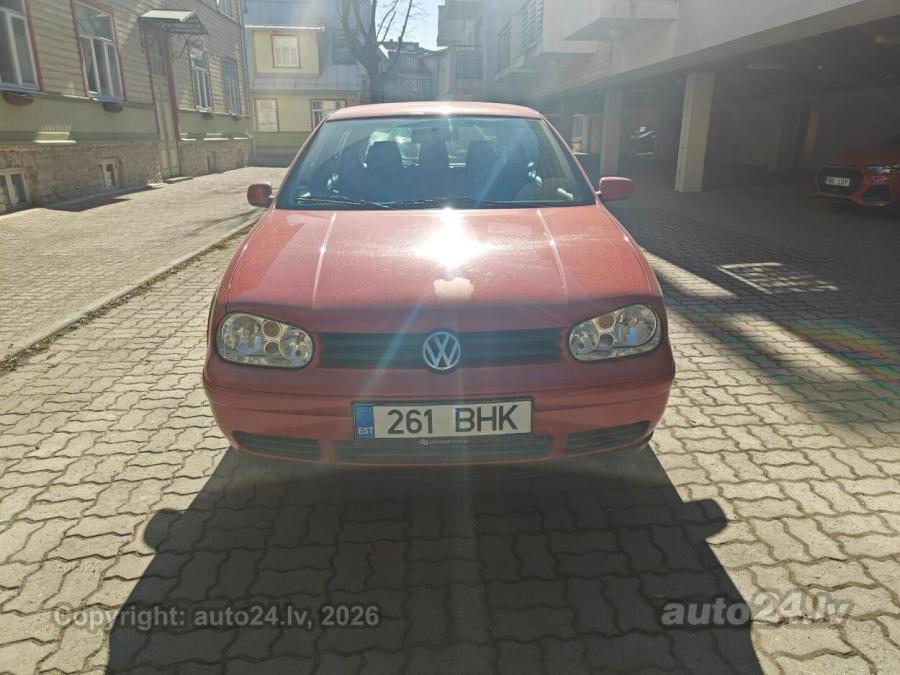 Red Volkswagen Golf 2000 in Tallinn, with an engine capacity of 1.80 L and mileage of 309 thousand km for 2750 €, photo 8 on AUTOMOTO.COM.LV