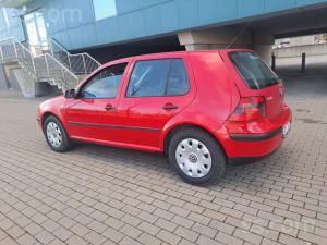 Sarkans Volkswagen Golf 2001 Jēkabpils, ar dzinēja tilpumu 1.60 L un nobraukumu 329 tūkst. km par 990 €, foto 6 vietnē AUTOMOTO.COM.LV