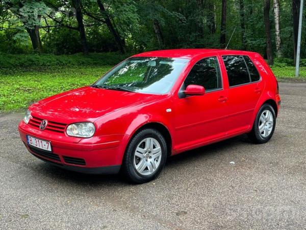 Красный Фольксваген Гольф 2001 в Рига, объемом двигателя 1.90 л и пробегом 0 тыс. км за 1250 €, фото 1 на AUTOMOTO.COM.LV