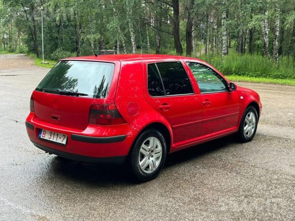 Красный Фольксваген Гольф 2001 в Рига, объемом двигателя 1.90 л и пробегом 0 тыс. км за 1250 €, фото 5 на AUTOMOTO.COM.LV