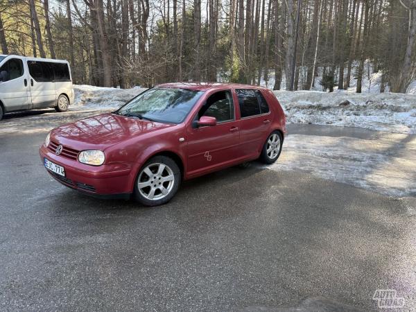 Red Volkswagen Golf 2002 in Anyksciai, with an engine capacity of 1.90 L and mileage of 346 thousand km for 450 €, photo 1 on AUTOMOTO.COM.LV