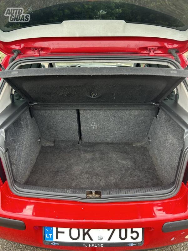 Sarkans Volkswagen Golf 2002 Marijampole, ar dzinēja tilpumu 1.90 L un nobraukumu 372 tūkst. km par 1000 €, foto 7 vietnē AUTOMOTO.COM.LV