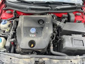 Sarkans Volkswagen Golf 2002 Marijampole, ar dzinēja tilpumu 1.90 L un nobraukumu 372 tūkst. km par 1000 €, foto 12 vietnē AUTOMOTO.COM.LV