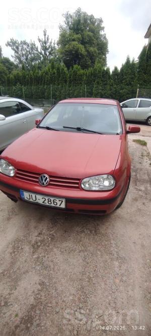 Red Volkswagen Golf 2002 in Riga, with an engine capacity of 1.90 L and mileage of 277 thousand km for 1100 €, photo 5 on AUTOMOTO.COM.LV