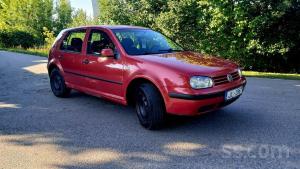Red Volkswagen Golf 2002 in Jelgava, with an engine capacity of 1.90 L and mileage of 281 thousand km for 890 €, photo 5 on AUTOMOTO.COM.LV