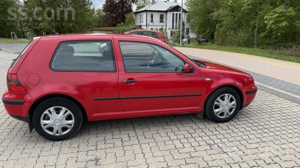 Sarkans Volkswagen Golf 2003 Saldus, ar dzinēja tilpumu 1.40 L un nobraukumu 199 tūkst. km par 1000 €, foto 5 vietnē AUTOMOTO.COM.LV