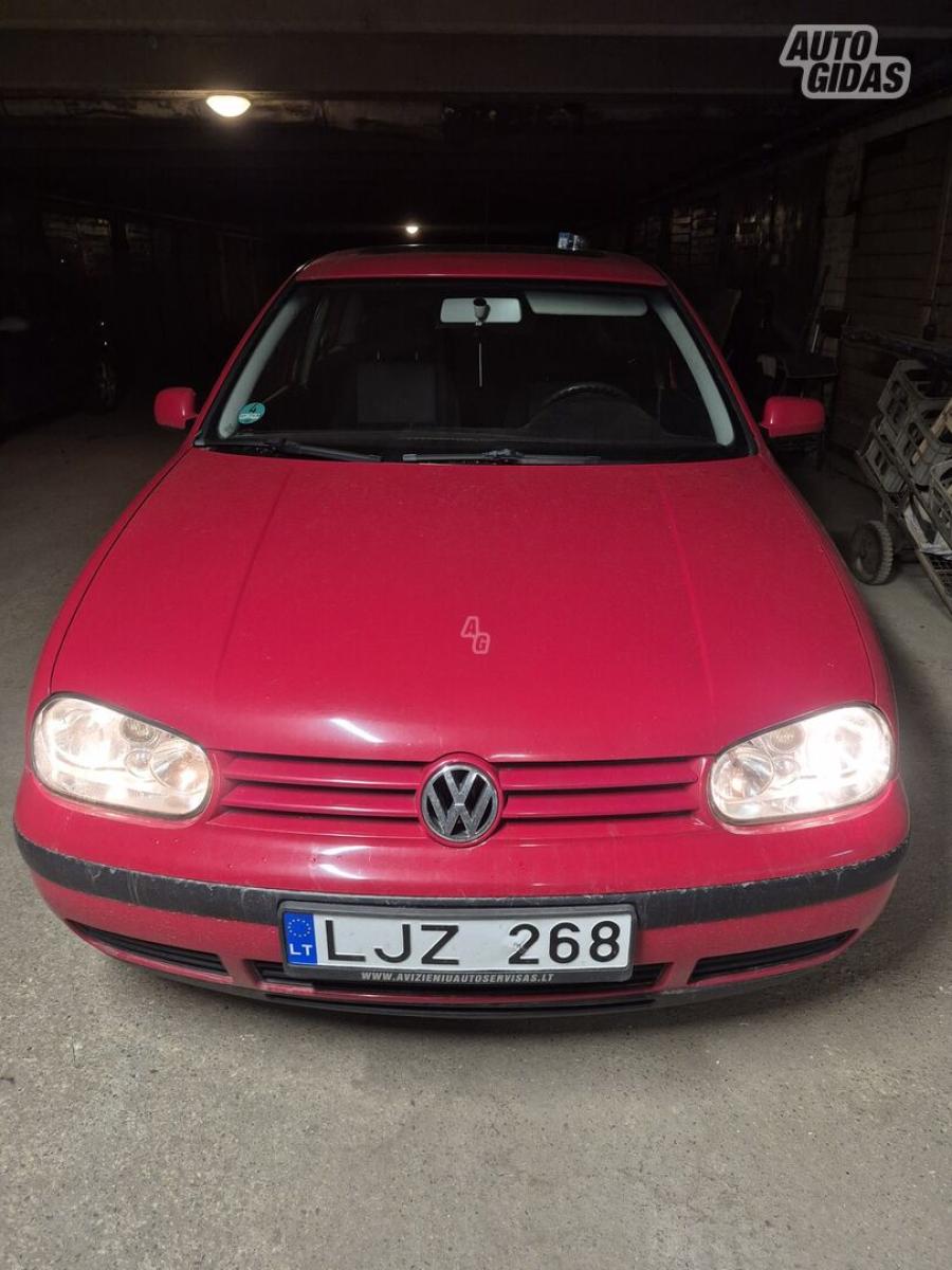 Sarkans Volkswagen Golf 2003 Viļņa, ar dzinēja tilpumu 1.40 L un nobraukumu 330 tūkst. km par 1000 €, foto 2 vietnē AUTOMOTO.COM.LV