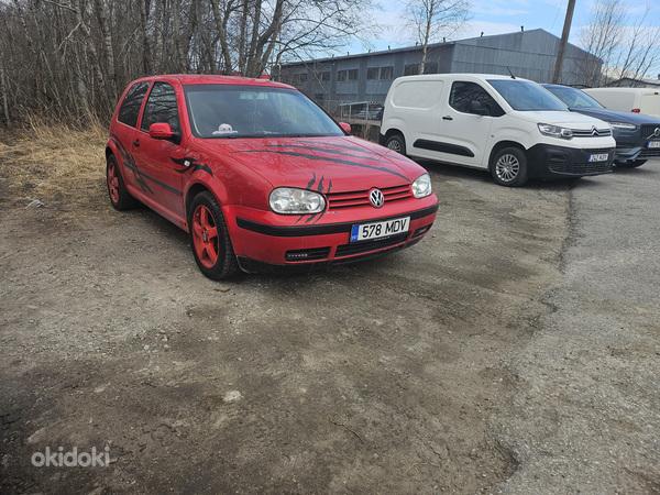 Red Volkswagen Golf 2003 in Tallinn, with an engine capacity of 1.40 L and mileage of 175 thousand km for 2500 €, photo 4 on AUTOMOTO.COM.LV