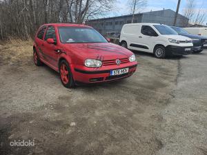 Sarkans Volkswagen Golf 2003 Tallina, ar dzinēja tilpumu 1.40 L un nobraukumu 175 tūkst. km par 2500 €, foto 5 vietnē AUTOMOTO.COM.LV