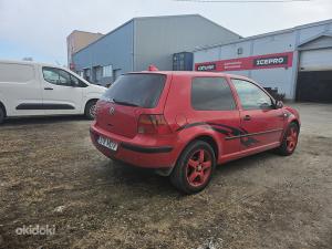 Sarkans Volkswagen Golf 2003 Tallina, ar dzinēja tilpumu 1.40 L un nobraukumu 175 tūkst. km par 2500 €, foto 10 vietnē AUTOMOTO.COM.LV
