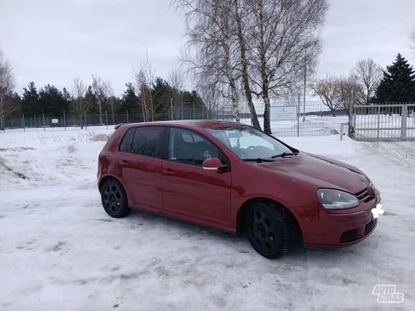 Red Volkswagen Golf 2004 in Klaipeda, with an engine capacity of 1.60 L and mileage of 283 thousand km for 1300 €, photo 8 on AUTOMOTO.COM.LV