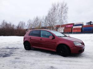 Red Volkswagen Golf 2004 in Klaipeda, with an engine capacity of 1.60 L and mileage of 283 thousand km for 2099 €, photo 18 on AUTOMOTO.COM.LV