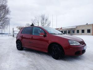 Red Volkswagen Golf 2004 in Klaipeda, with an engine capacity of 1.60 L and mileage of 283 thousand km for 2099 €, photo 20 on AUTOMOTO.COM.LV