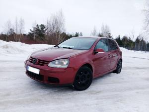 Red Volkswagen Golf 2004 in Klaipeda, with an engine capacity of 1.60 L and mileage of 283 thousand km for 2099 €, photo 21 on AUTOMOTO.COM.LV