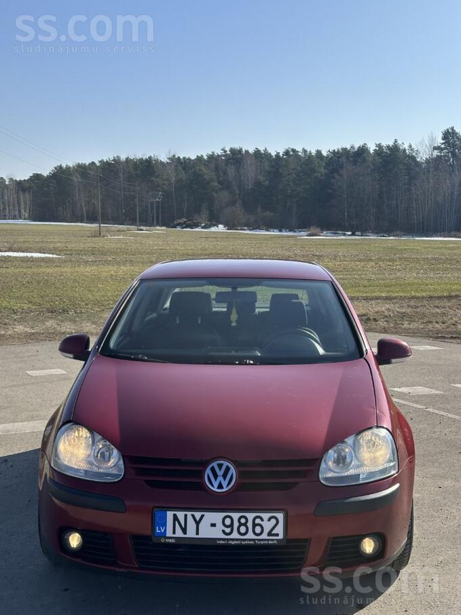 Sarkans Volkswagen Golf 2004 Jēkabpils, ar dzinēja tilpumu 1.60 L un nobraukumu 0 tūkst. km par 1300 €, foto 1 vietnē AUTOMOTO.COM.LV
