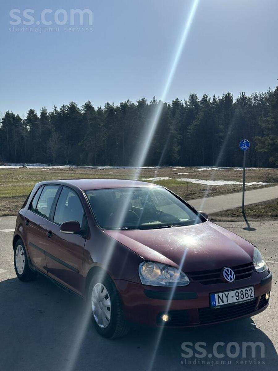 Sarkans Volkswagen Golf 2004 Jēkabpils, ar dzinēja tilpumu 1.60 L un nobraukumu 0 tūkst. km par 1300 €, foto 2 vietnē AUTOMOTO.COM.LV