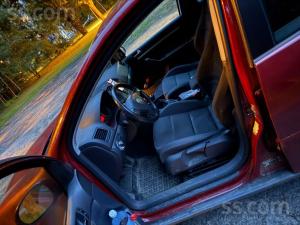 Red Volkswagen Golf 2004 in Riga, with an engine capacity of 2.00 L and mileage of 415 thousand km for 990 €, photo 5 on AUTOMOTO.COM.LV