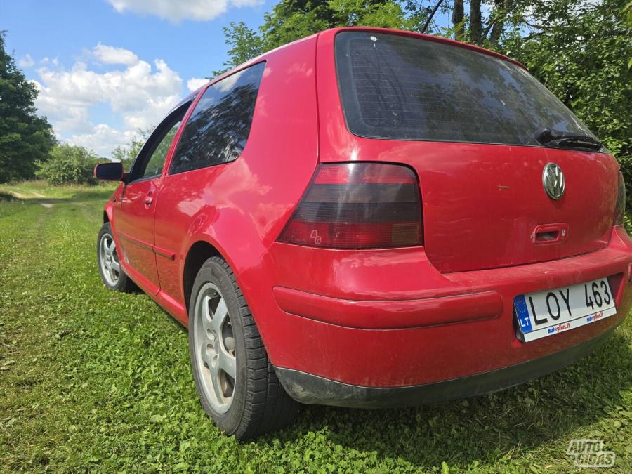 Красный Фольксваген Гольф 2004 в Вильнюс, объемом двигателя 1.90 л и пробегом 291 тыс. км за 1750 €, фото 3 на AUTOMOTO.COM.LV