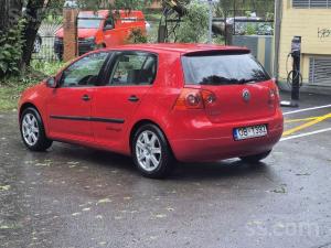 Red Volkswagen Golf 2004 in Riga, with an engine capacity of 1.40 L and mileage of 256 thousand km for 1650 €, photo 7 on AUTOMOTO.COM.LV