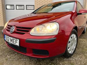 Red Volkswagen Golf 2004 in Paide, with an engine capacity of 1.60 L and mileage of 92 thousand km for 2599 €, photo 6 on AUTOMOTO.COM.LV