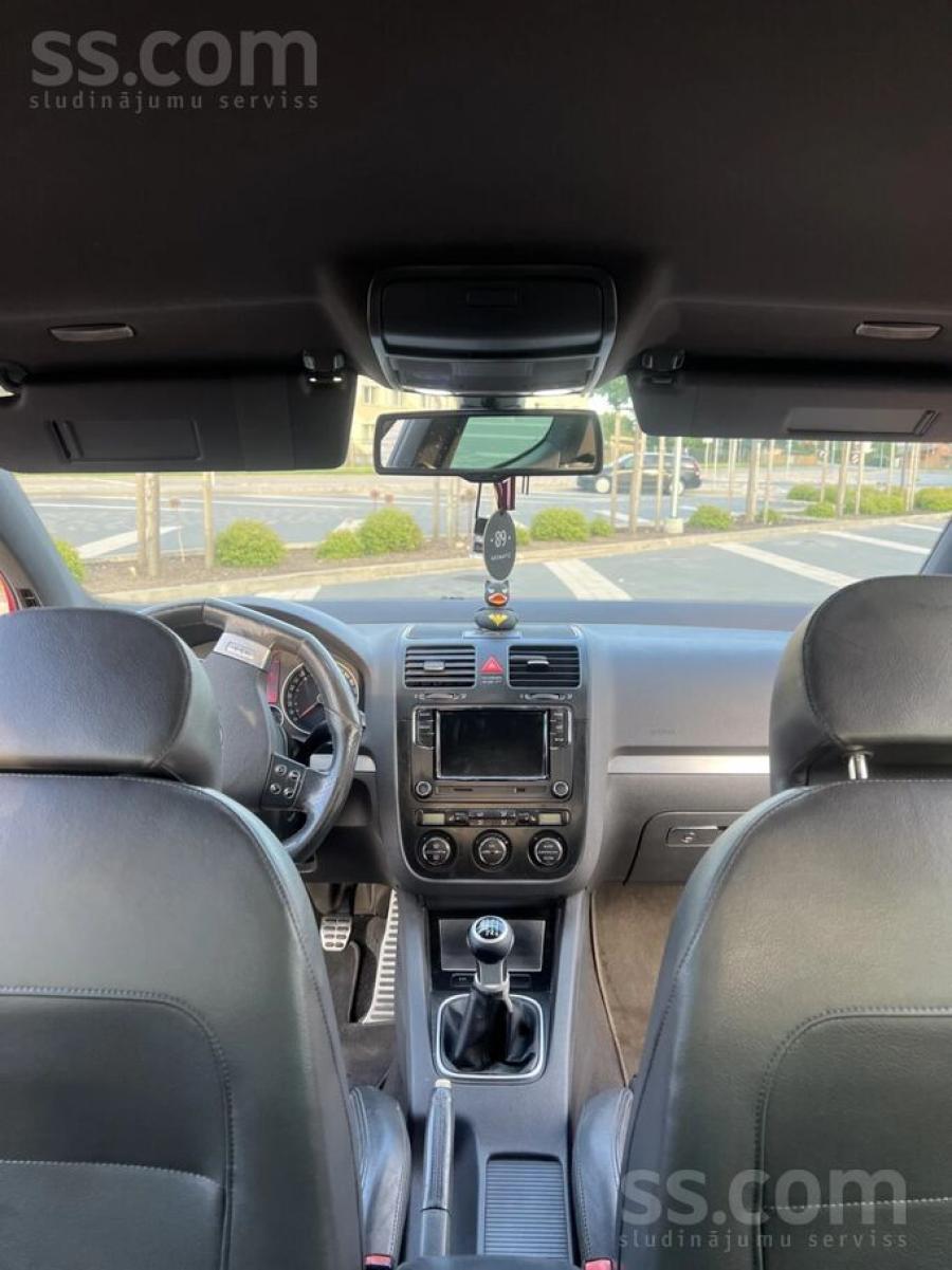 Sarkans Volkswagen Golf 2005 Jelgava, ar dzinēja tilpumu 2.00 L un nobraukumu 270 tūkst. km par 6200 €, foto 8 vietnē AUTOMOTO.COM.LV