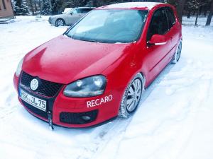 Sarkans Volkswagen Golf 2006 Utena, ar dzinēja tilpumu 2.00 L un nobraukumu 246 tūkst. km par 3650 €, foto 13 vietnē AUTOMOTO.COM.LV