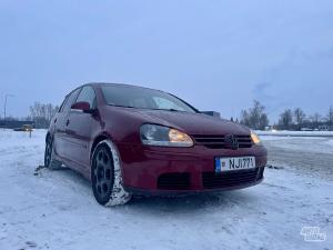 Sarkans Volkswagen Golf 2006 Kauņa, ar dzinēja tilpumu 1.60 L un nobraukumu 250 tūkst. km par 970 €, foto  vietnē AUTOMOTO.COM.LV