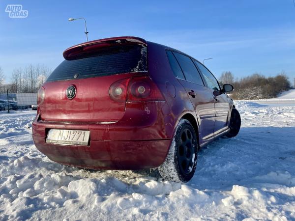 Sarkans Volkswagen Golf 2006 Kauņa, ar dzinēja tilpumu 1.60 L un nobraukumu 250 tūkst. km par 950 €, foto 5 vietnē AUTOMOTO.COM.LV
