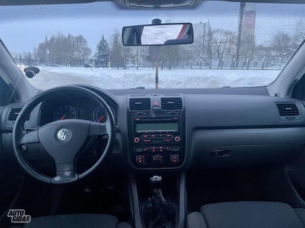 Sarkans Volkswagen Golf 2006 Kauņa, ar dzinēja tilpumu 1.60 L un nobraukumu 250 tūkst. km par 950 €, foto 8 vietnē AUTOMOTO.COM.LV