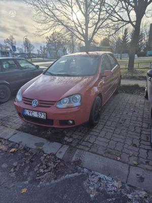Red Volkswagen Golf 2006 in Mazeikiai, with an engine capacity of 1.60 L and mileage of 305 thousand km for 2700 €, photo  on AUTOMOTO.COM.LV