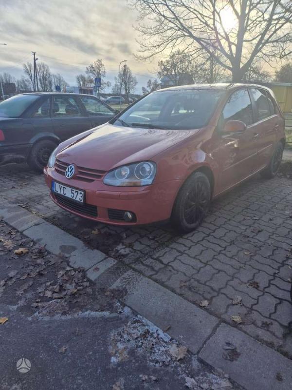 Sarkans Volkswagen Golf 2006 Mažeikiai, ar dzinēja tilpumu 1.60 L un nobraukumu 305 tūkst. km par 2700 €, foto 2 vietnē AUTOMOTO.COM.LV