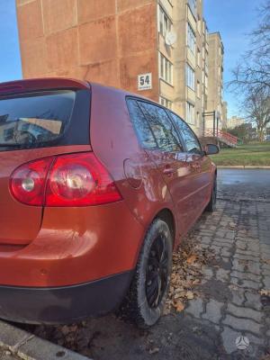 Sarkans Volkswagen Golf 2006 Mažeikiai, ar dzinēja tilpumu 1.60 L un nobraukumu 305 tūkst. km par 2700 €, foto 4 vietnē AUTOMOTO.COM.LV