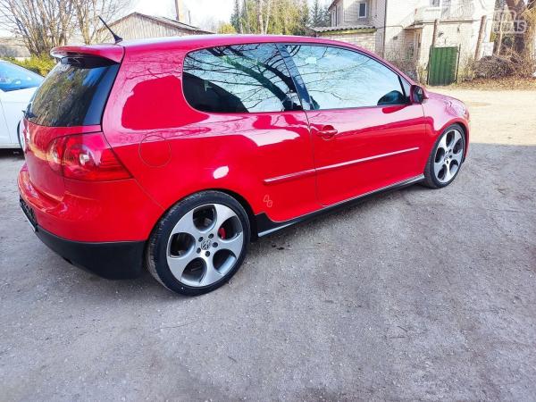 Sarkans Volkswagen Golf 2006 Utena, ar dzinēja tilpumu 2.00 L un nobraukumu 246 tūkst. km par 3550 €, foto 10 vietnē AUTOMOTO.COM.LV