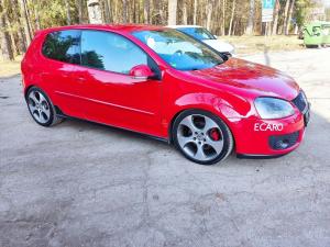 Sarkans Volkswagen Golf 2006 Utena, ar dzinēja tilpumu 2.00 L un nobraukumu 246 tūkst. km par 3550 €, foto 13 vietnē AUTOMOTO.COM.LV