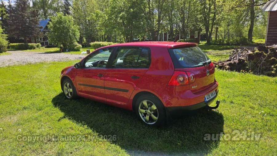 Sarkans Volkswagen Golf 2007 Tallina, ar dzinēja tilpumu 1.40 L un nobraukumu 198 tūkst. km par 2500 €, foto 2 vietnē AUTOMOTO.COM.LV