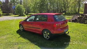 Red Volkswagen Golf 2007 in Tallinn, with an engine capacity of 1.40 L and mileage of 198 thousand km for 2500 €, photo 2 on AUTOMOTO.COM.LV