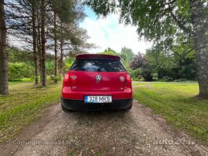 Red Volkswagen Golf 2007 in Viljandi, with an engine capacity of 1.60 L and mileage of 197 thousand km for 800 €, photo 3 on AUTOMOTO.COM.LV
