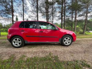 Red Volkswagen Golf 2007 in Viljandi, with an engine capacity of 1.60 L and mileage of 197 thousand km for 800 €, photo 4 on AUTOMOTO.COM.LV