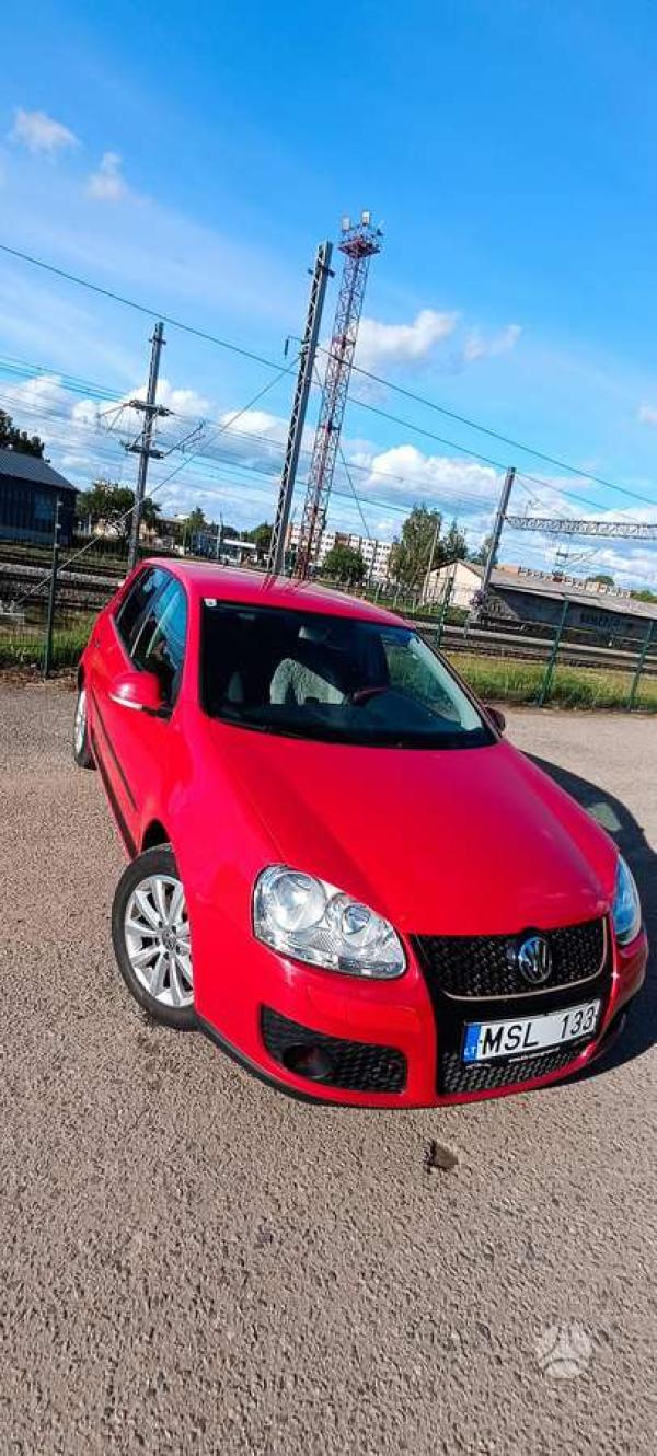 Sarkans Volkswagen Golf 2007 Šauļi, ar dzinēja tilpumu 1.90 L un nobraukumu 207 tūkst. km par 3200 €, foto 1 vietnē AUTOMOTO.COM.LV